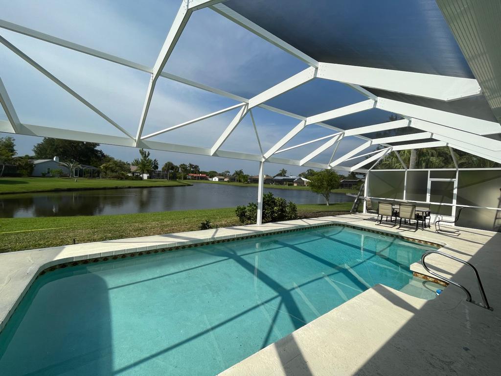 Home - Modern Pool Cage Rescreening